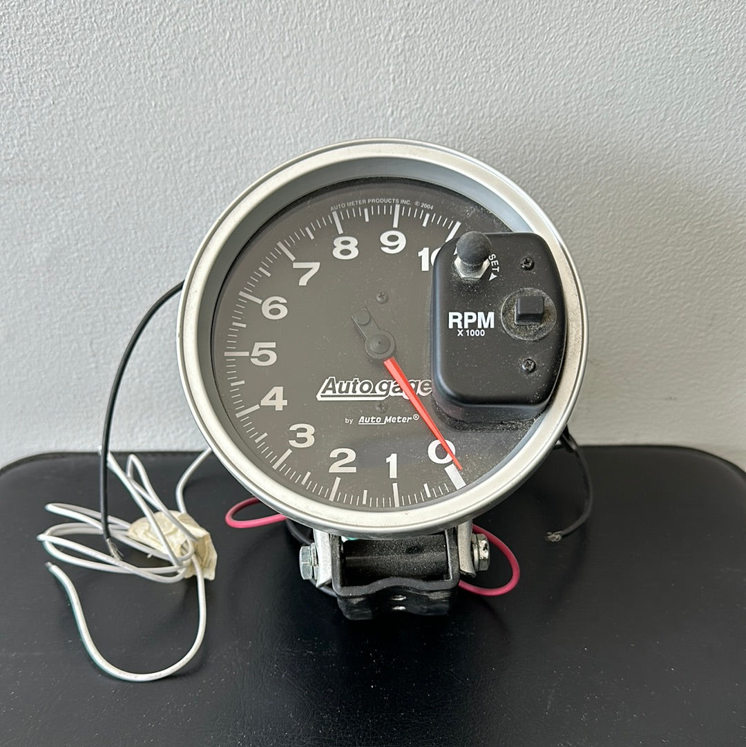 Autometer Gauge 0-1000rpm [AUTOGAUGE] [Z100] – Robinson Instruments