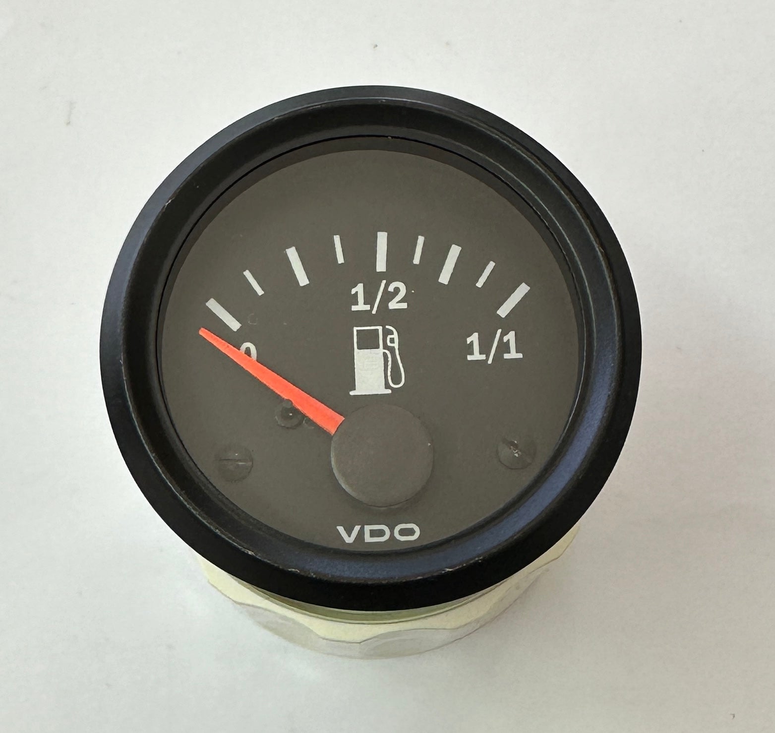 Fuel Gauge 12V [VDO COCKPIT VISION] [301010009] – Robinson Instruments